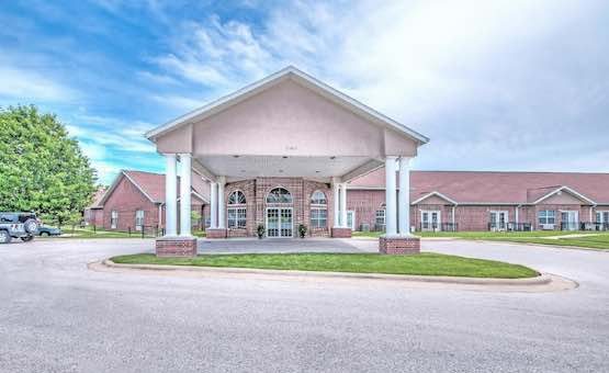 Best Assisted Living in Springfield, MO | Retirement Living