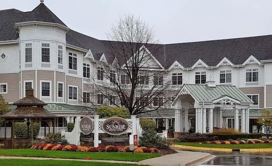 Best Assisted Living in Naperville, IL | Retirement Living