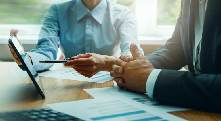 How Much Does a Financial Advisor Cost? With Cost Breakdown (2025)