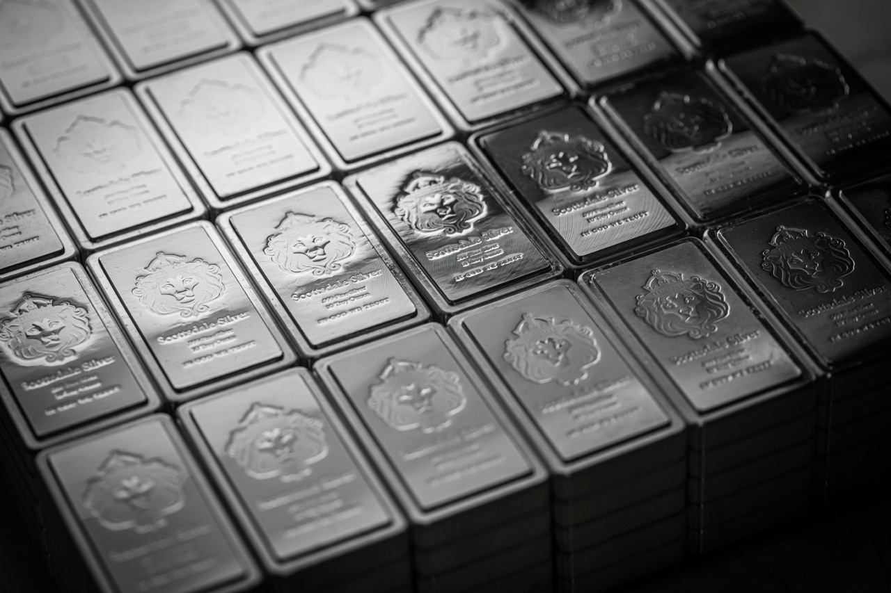 How Much Is a Silver Bar Worth? (2025)
